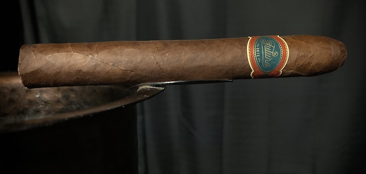 Cigar Review - Futuro Selección 109 by Warped Cigars - Tuesday Night ...