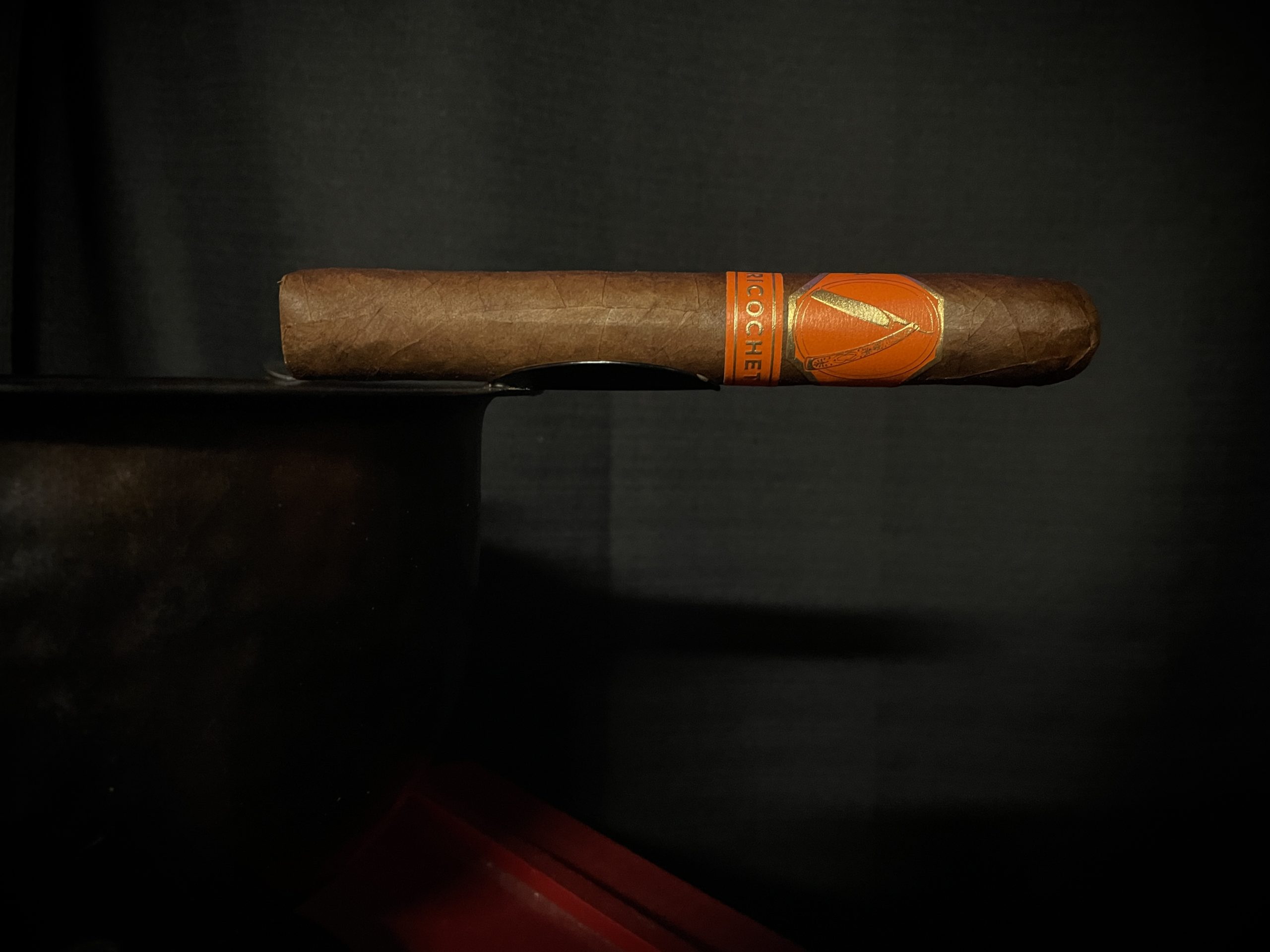 Cigar Review Ricochet Oscuro Toro By La Barba Cigars Tuesday Night Cigar Club